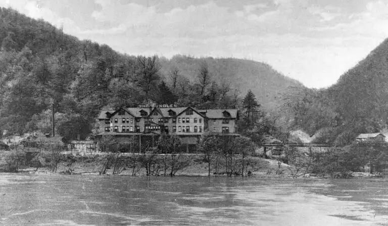 The Forgotten Ghost Town Of Thurmond West Virginia